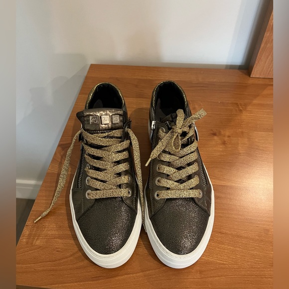 Cesare Paciotti | Shoes | 4us Cesare Paciotti Ladies Sneakers Usa40 ...